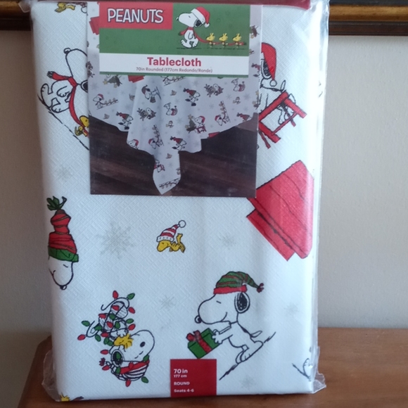 Peanuts | Holiday | Snoopy Christmas Vinyl Table Cloth | Poshmark